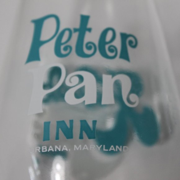 Dining | Peter Pan Inn Hurricane Glass | Poshmark